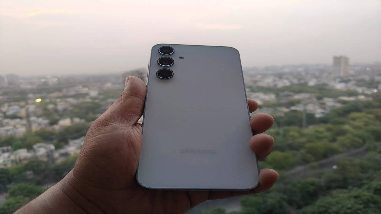 Samsung Galaxy A55 5G Gets Massive Price Cut on Amazon India - The ...