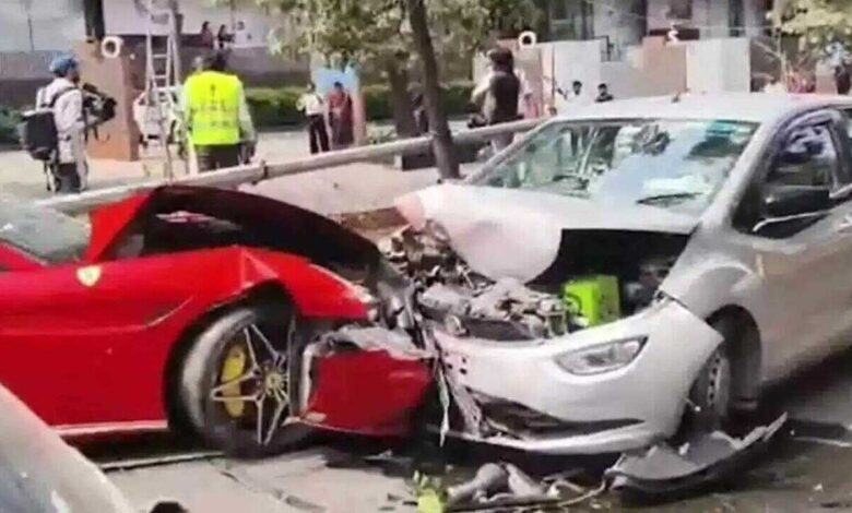 Ferrari Crash in Jubilee Hills Leaves Three Injured After High Speed ...