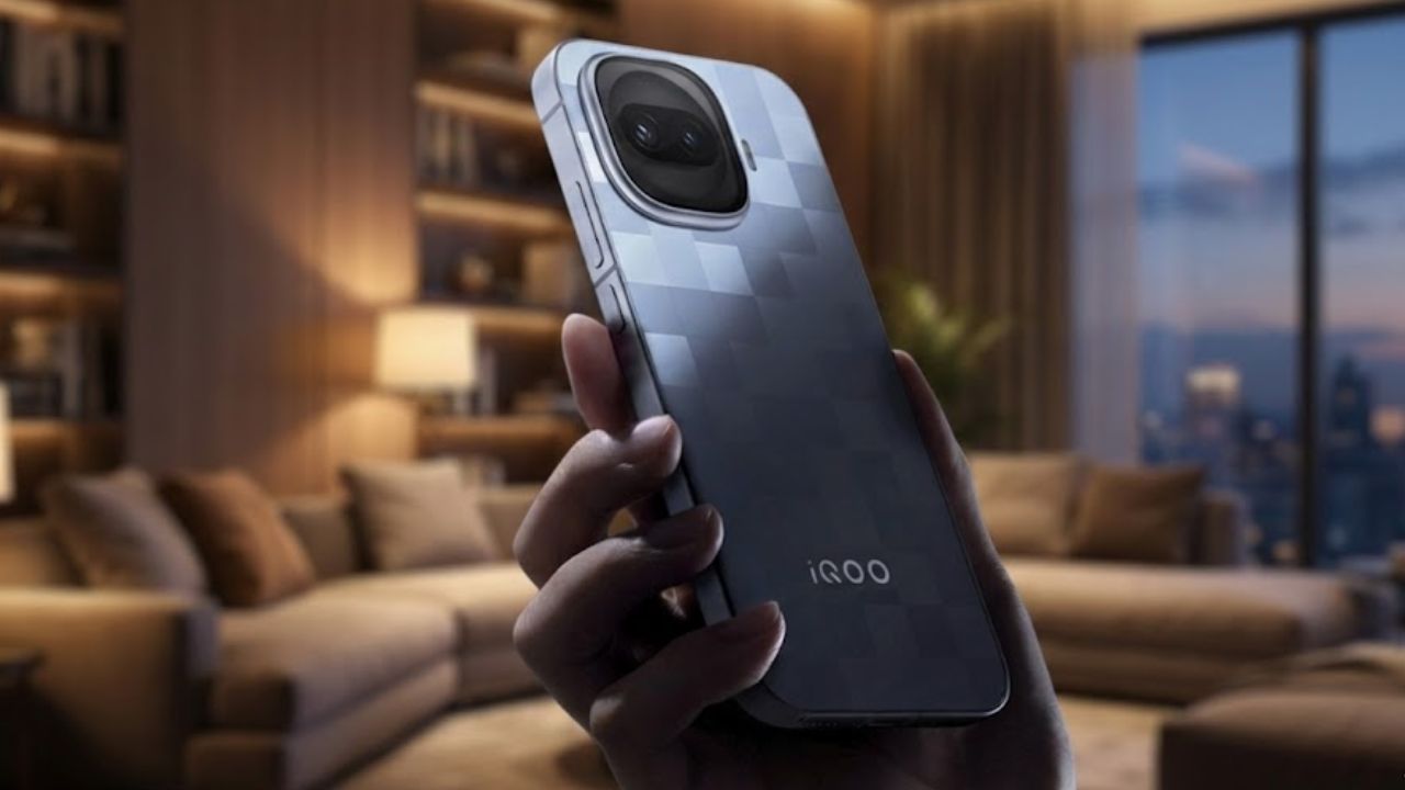 iQOO 15R Pre Booking Window Closes Tonight With Free Earbuds Offer ...