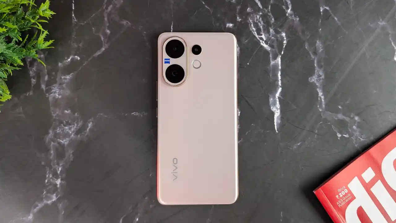Vivo V60 5G Gets Price Cut on Flipkart With Premium Features at Lower ...